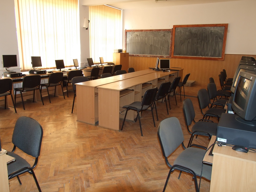 Baza materiala – Școala Gimnazială nr.2 Codlea